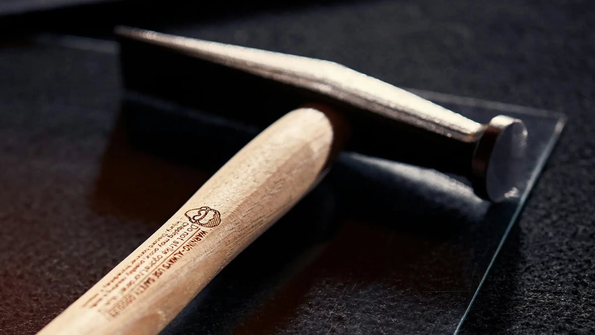 How to re-handle hammers and sledges | Hultafors